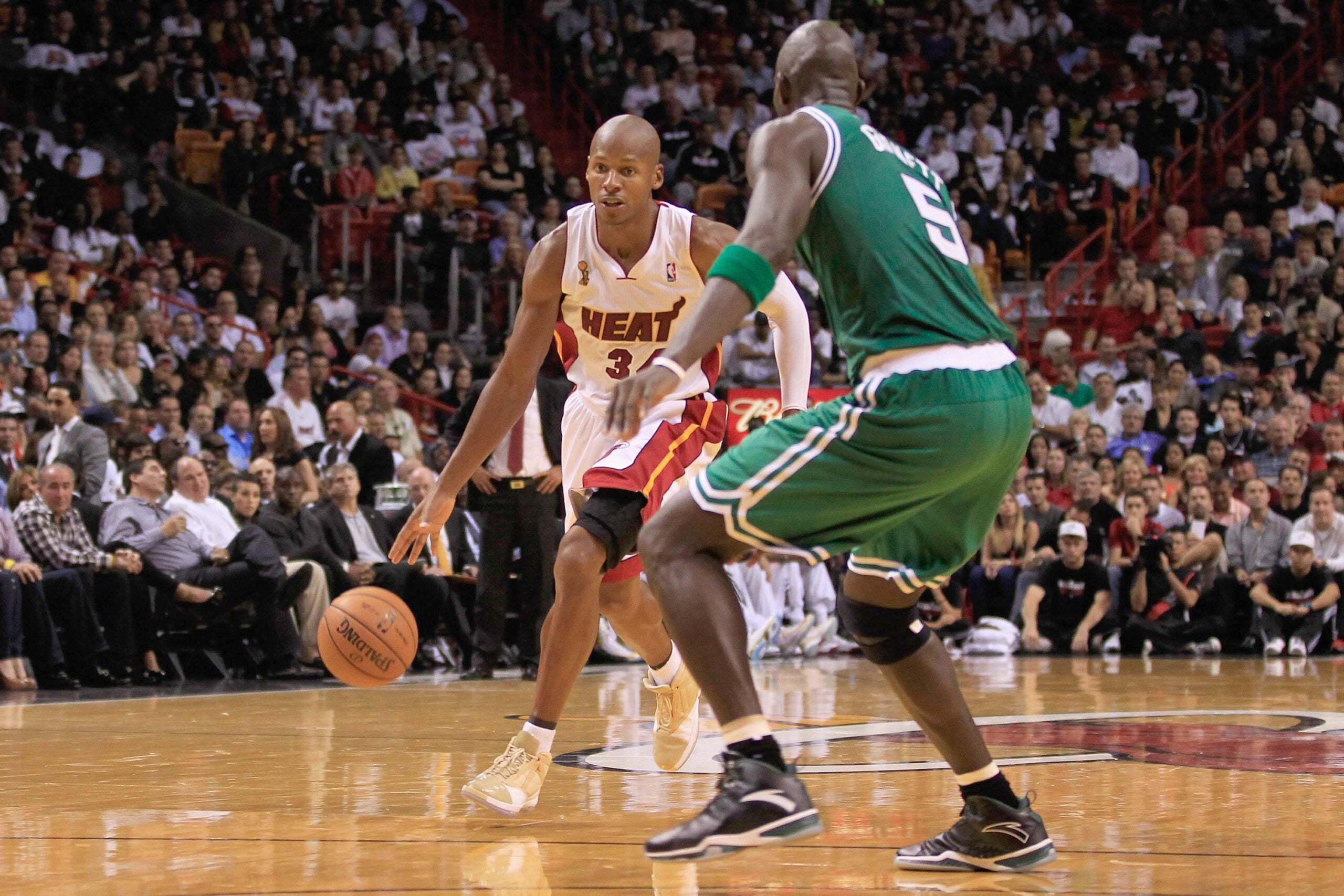 Tough ending for embattled Rondo