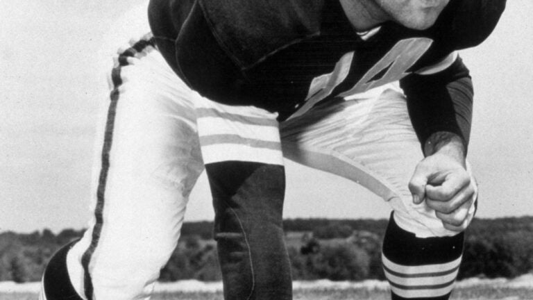 Hall of Fame lineman Mike McCormack dies at 83