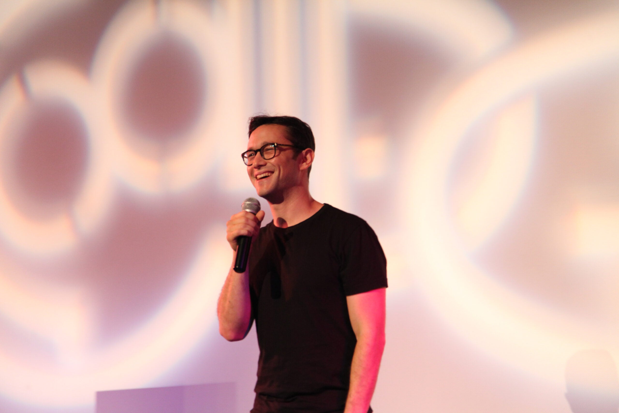 Joseph Gordon-Levitt brings ‘Don Jon’ to Brookline