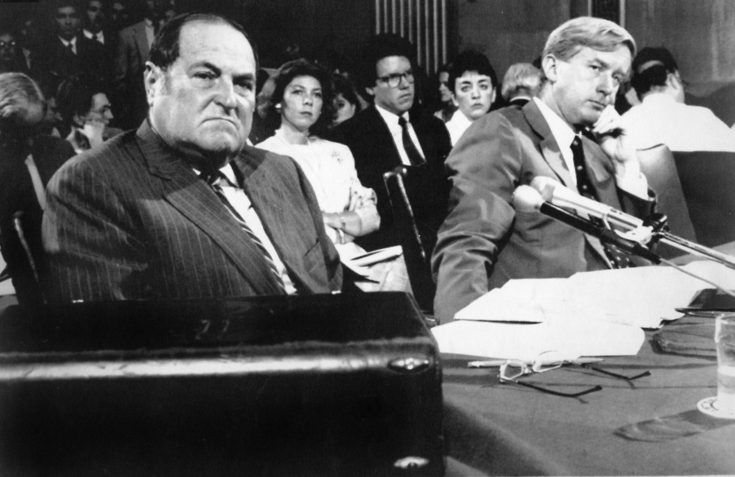 Arnold Burns; quit Justice Dept. post to protest actions of Meese