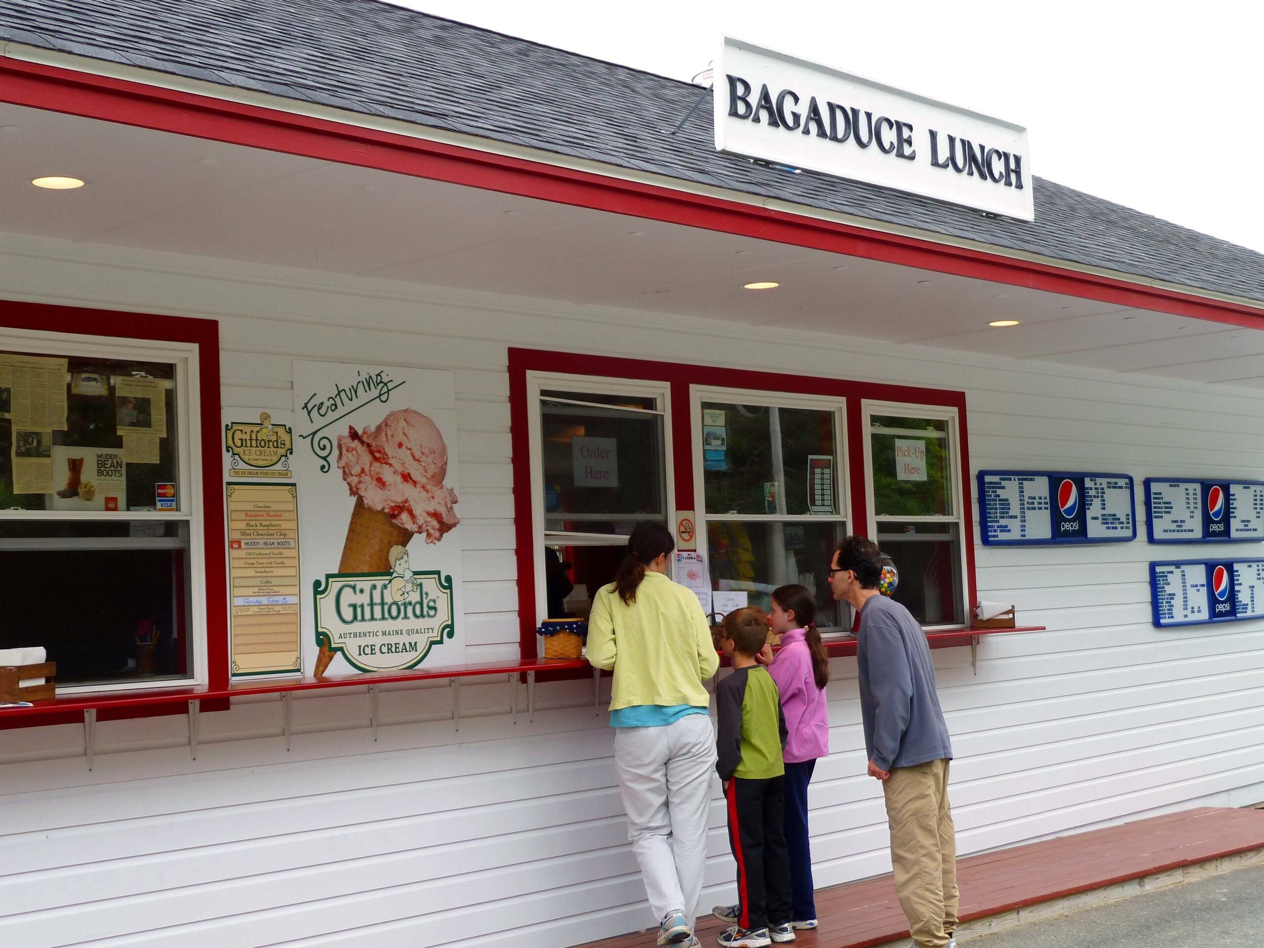 In Brooksville, Maine, Bagaduce Lunch is the catch of the day