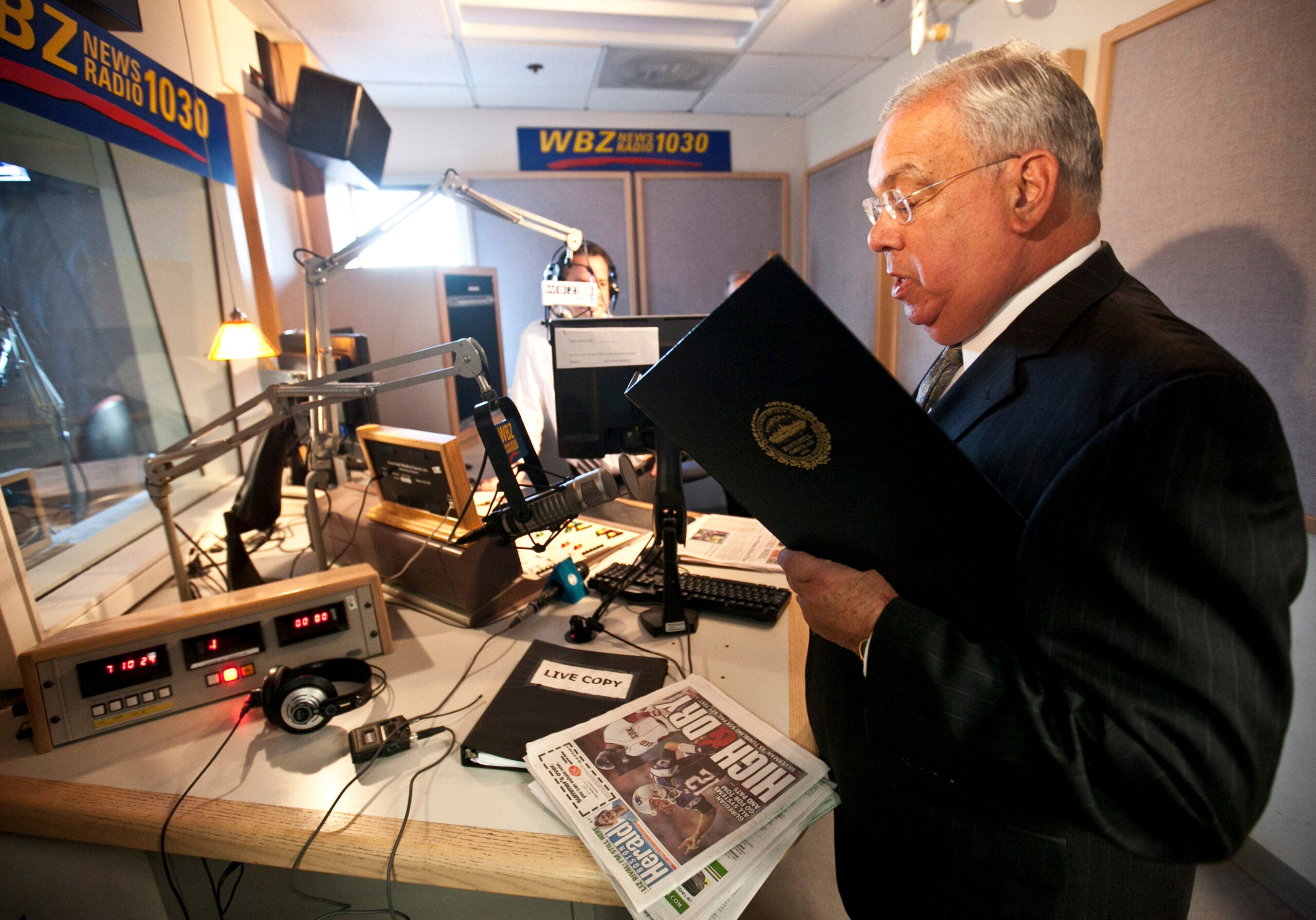 WBZ-AM celebrates 90th birthday
