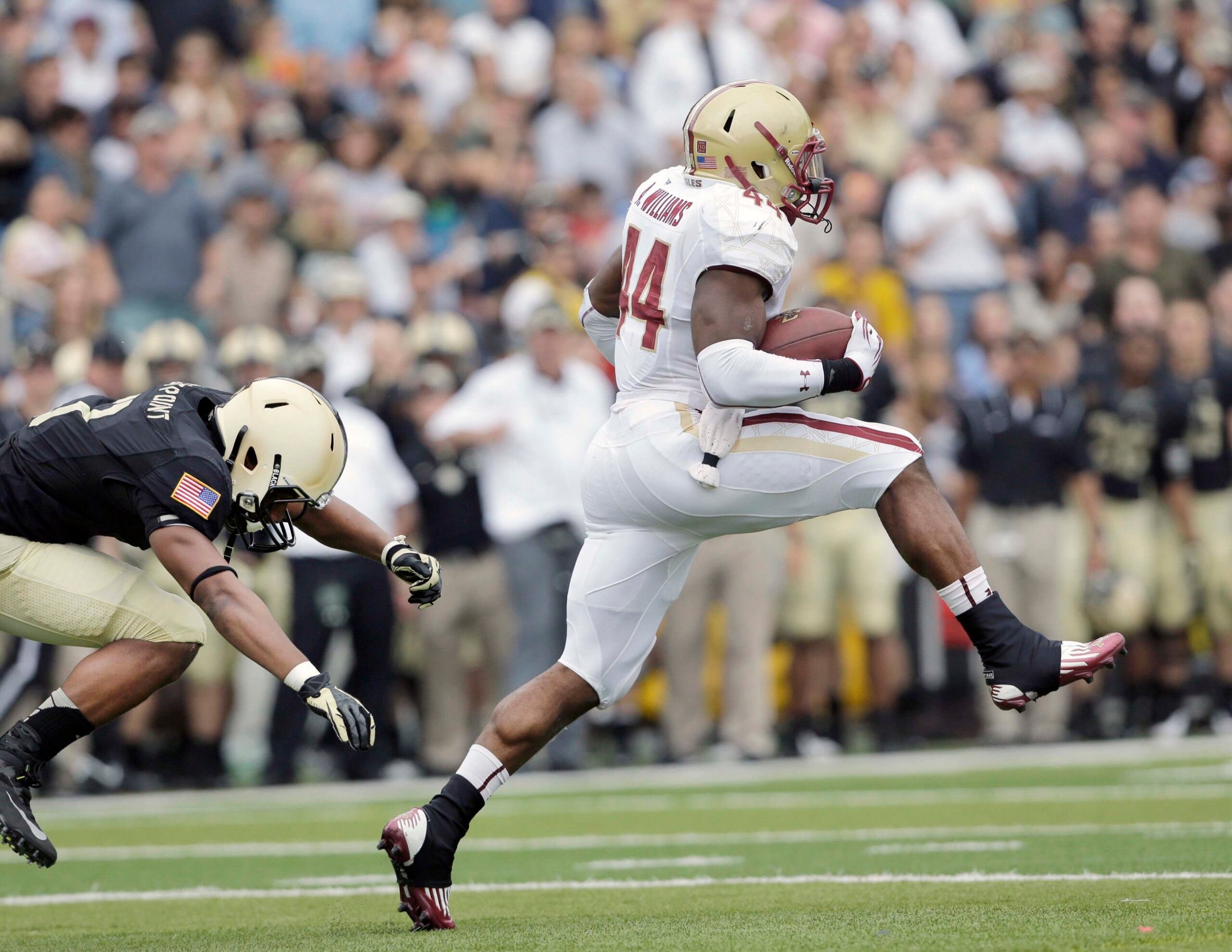 Boston College’s Andre Williams gets running game on track