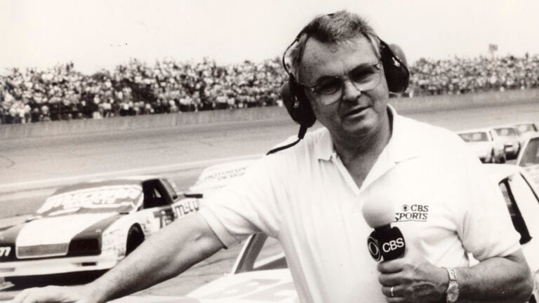 Motorsports journalist Chris Economaki dies at 91