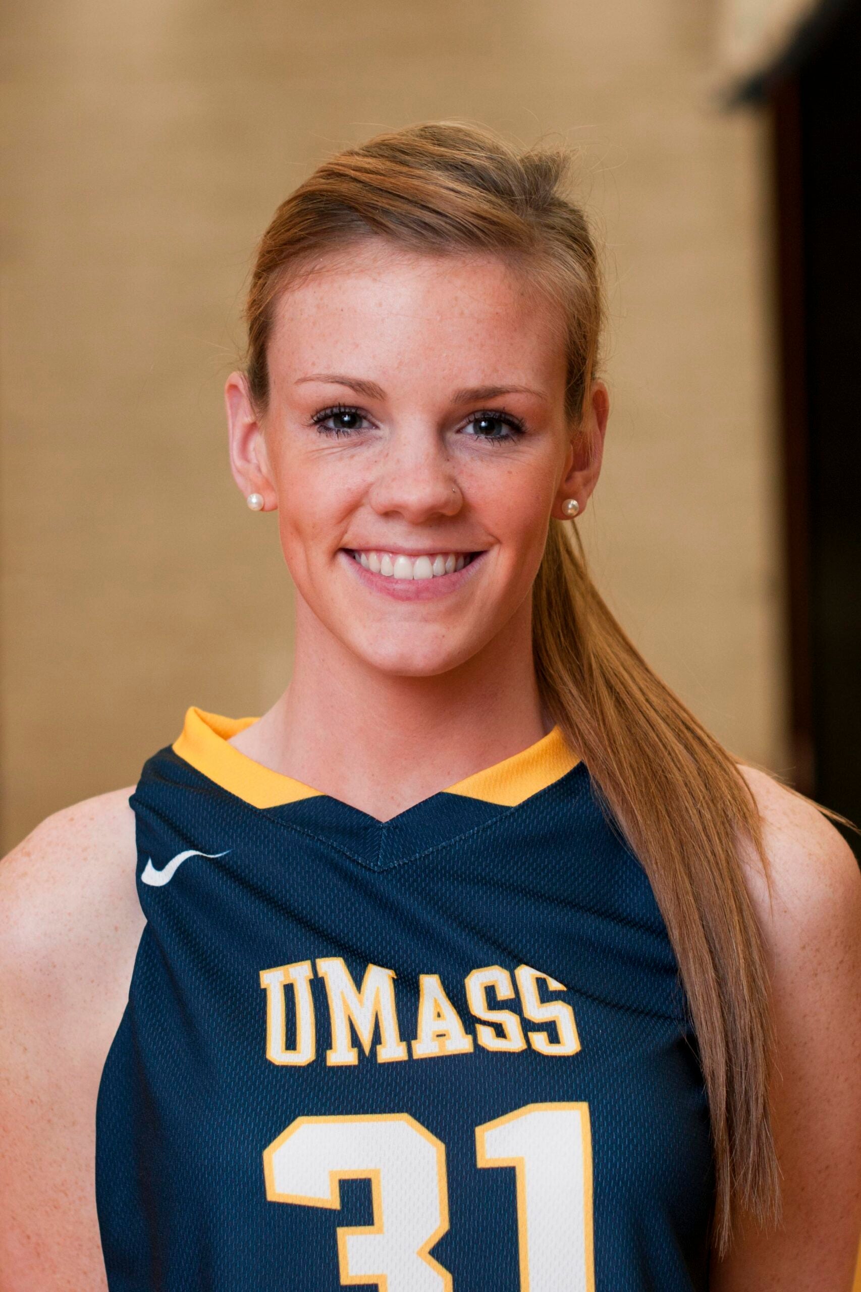 Canton’s Colleen Moriarty and Erika Bornemann lead resurgent UMass ...