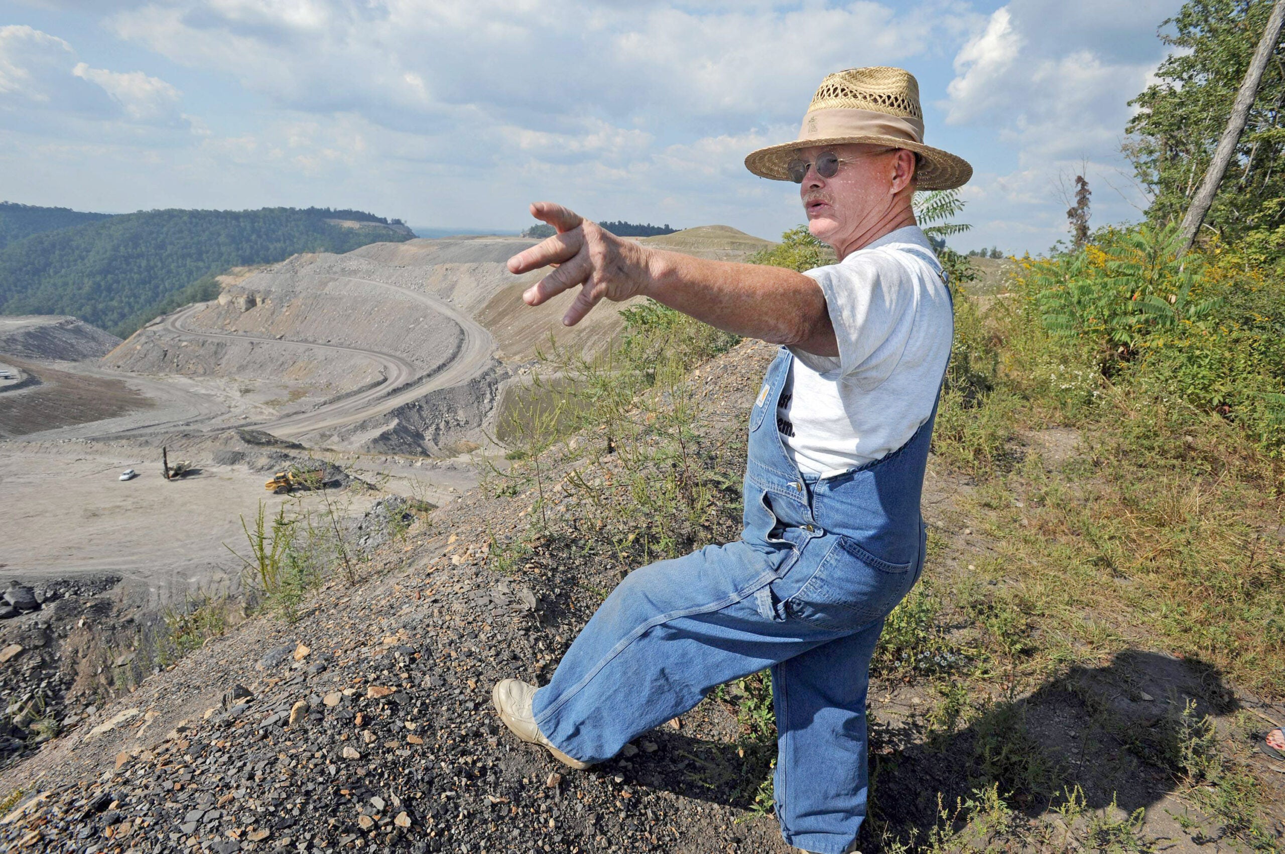 Larry Gibson, W.Va. activist who fought mountain mining; 66