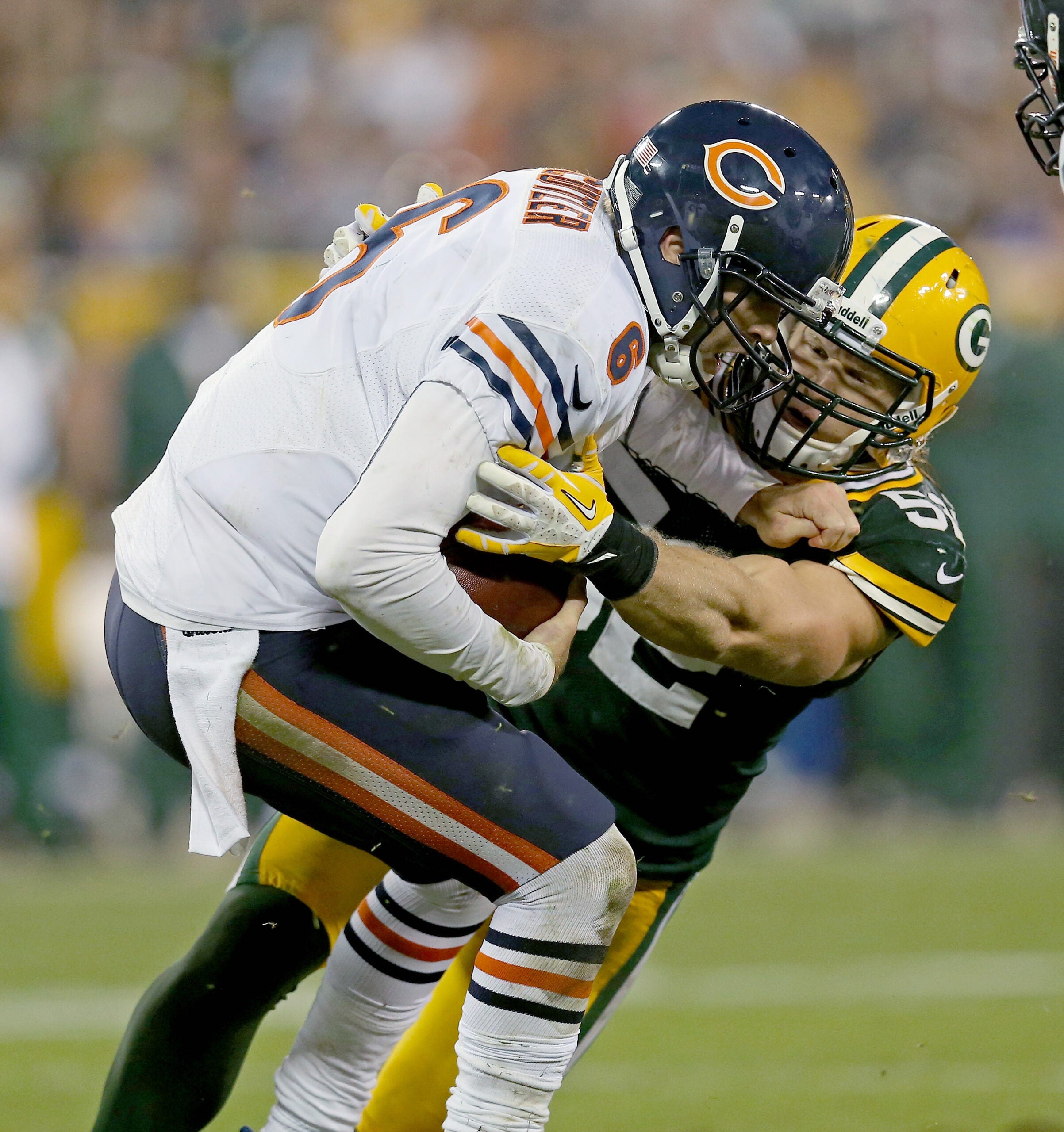 Green Bay Packers beat Chicago Bears with hard-hitting defense