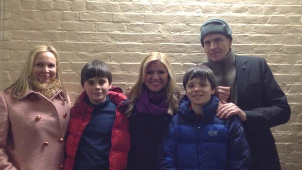 James Taylor’s sons more excited to meet Kelly Clarkson than the president