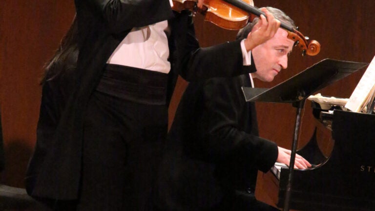 Violinist Julian Rachlin to replace Lisa Batiashvili in BSO concerts