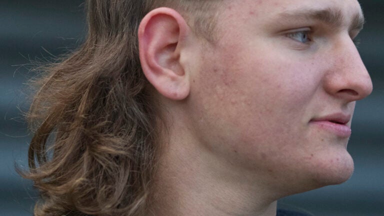 Wellesley High School student sacrifices his mullet to honor his coach ...