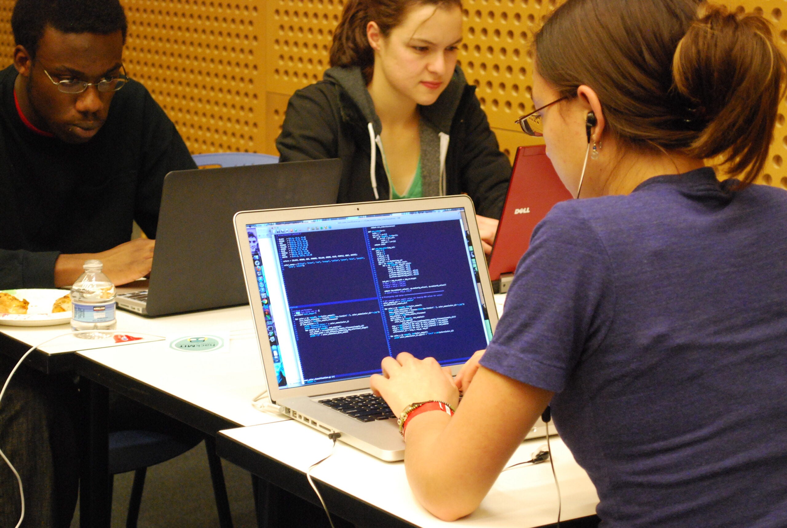 A thousand student coders drawn from around the country for HackMIT