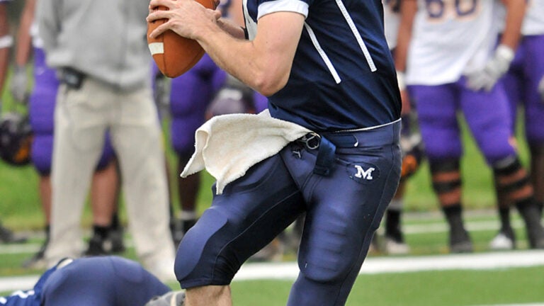 McCallum Foote pilots Middlebury football to 4-0 start