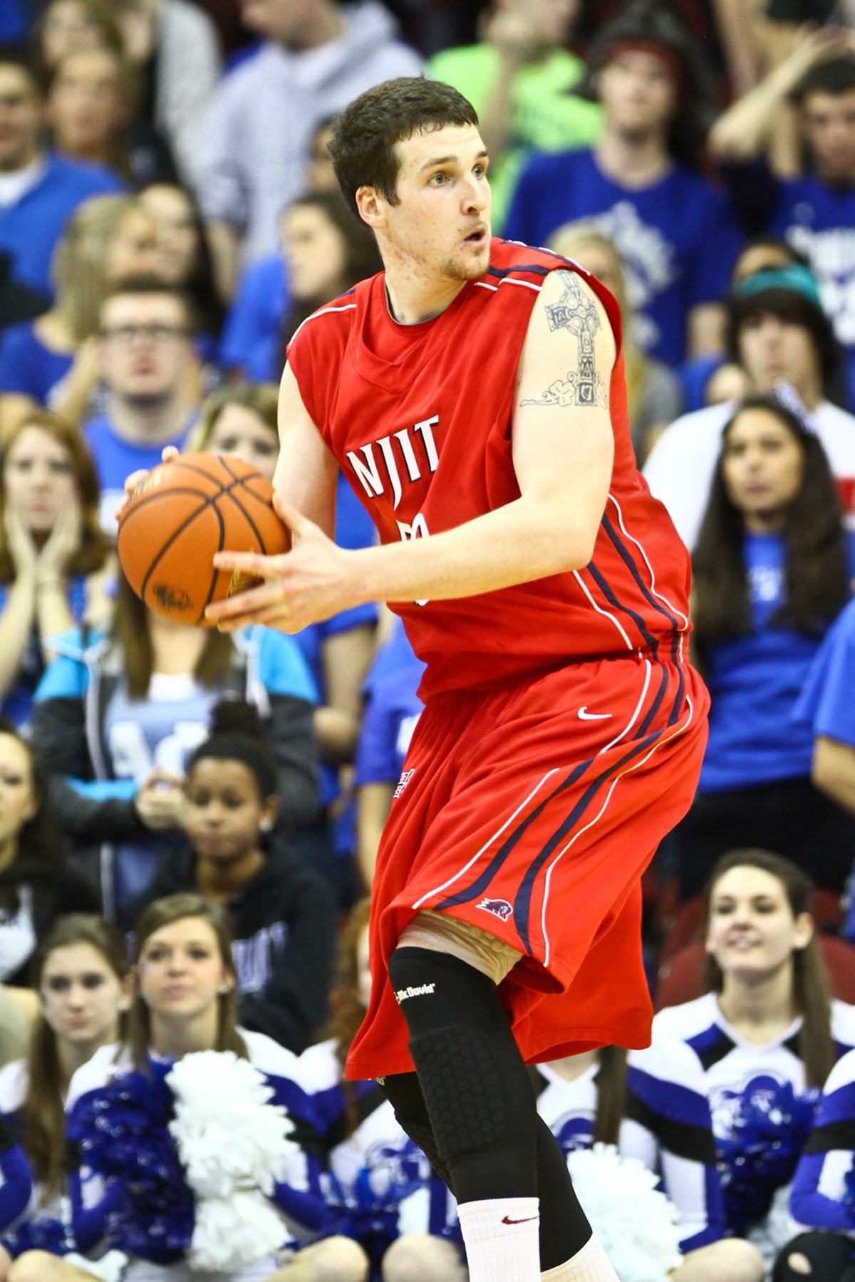 Scituate’s Sean McCarthy standing tall for NJIT men’s basketball