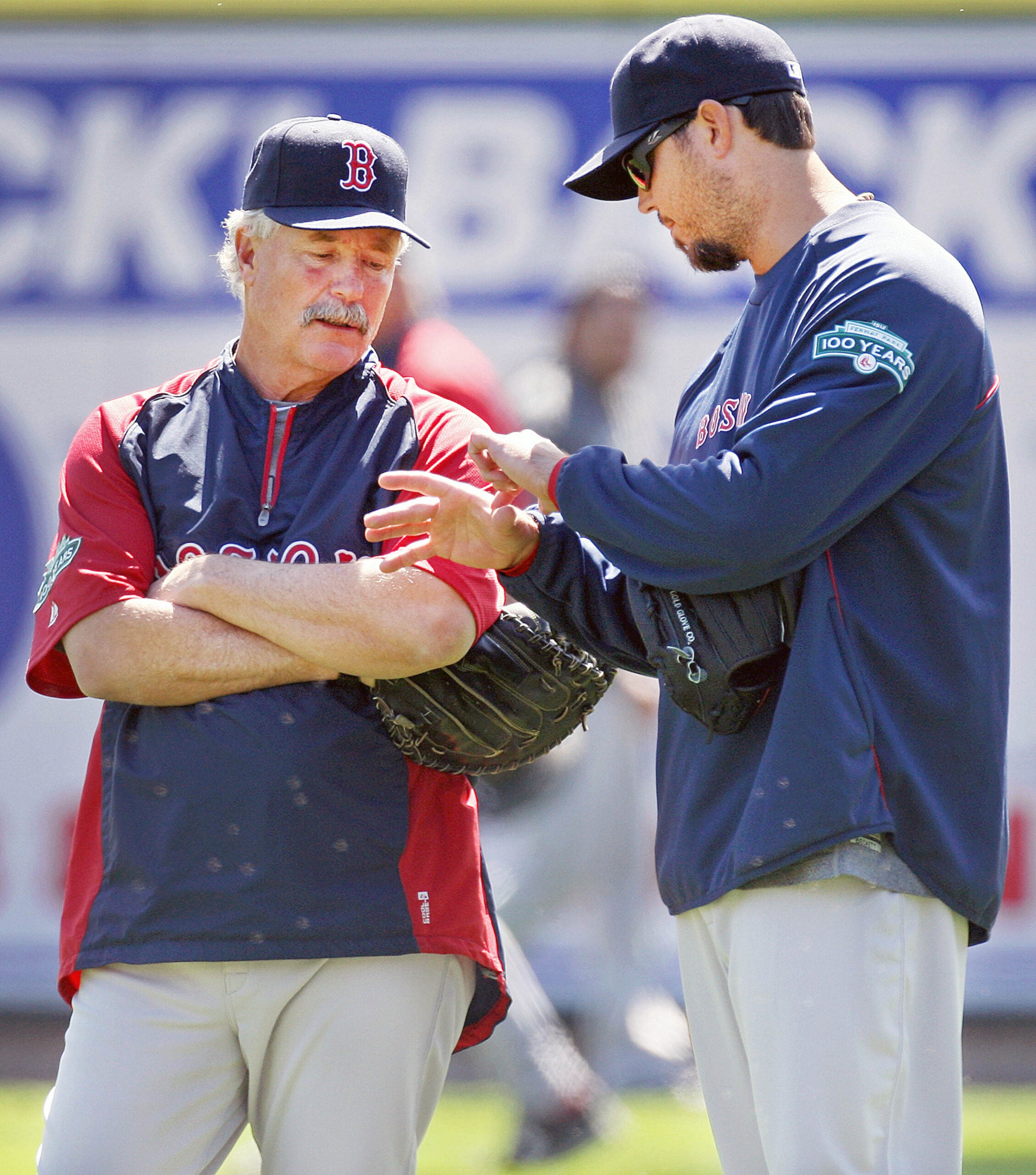 Bobby Valentine says Red Sox coaches were disloyal