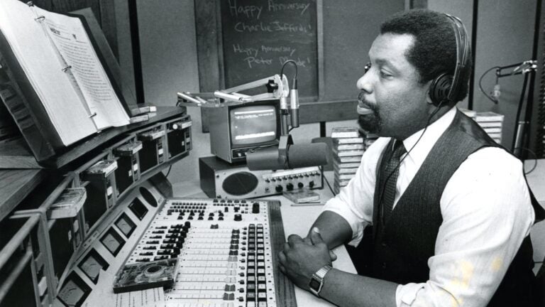 Lovell Dyett, WBZ radio personality, has died at 77
