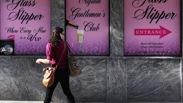 Fight over booth at Glass Slipper strip club led to double shooting ...