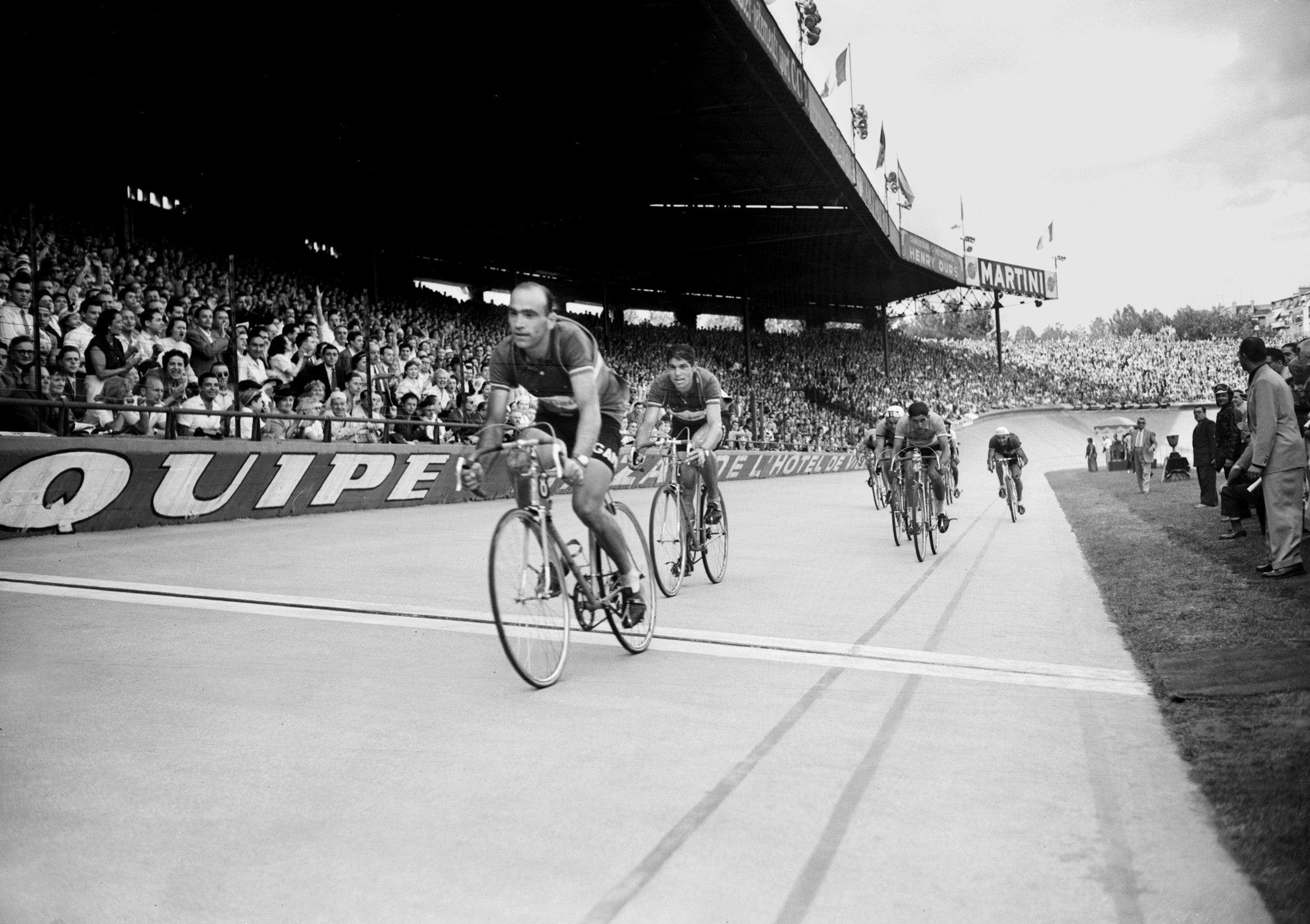 3-time Giro winner Fiorenzo Magni dies at 91