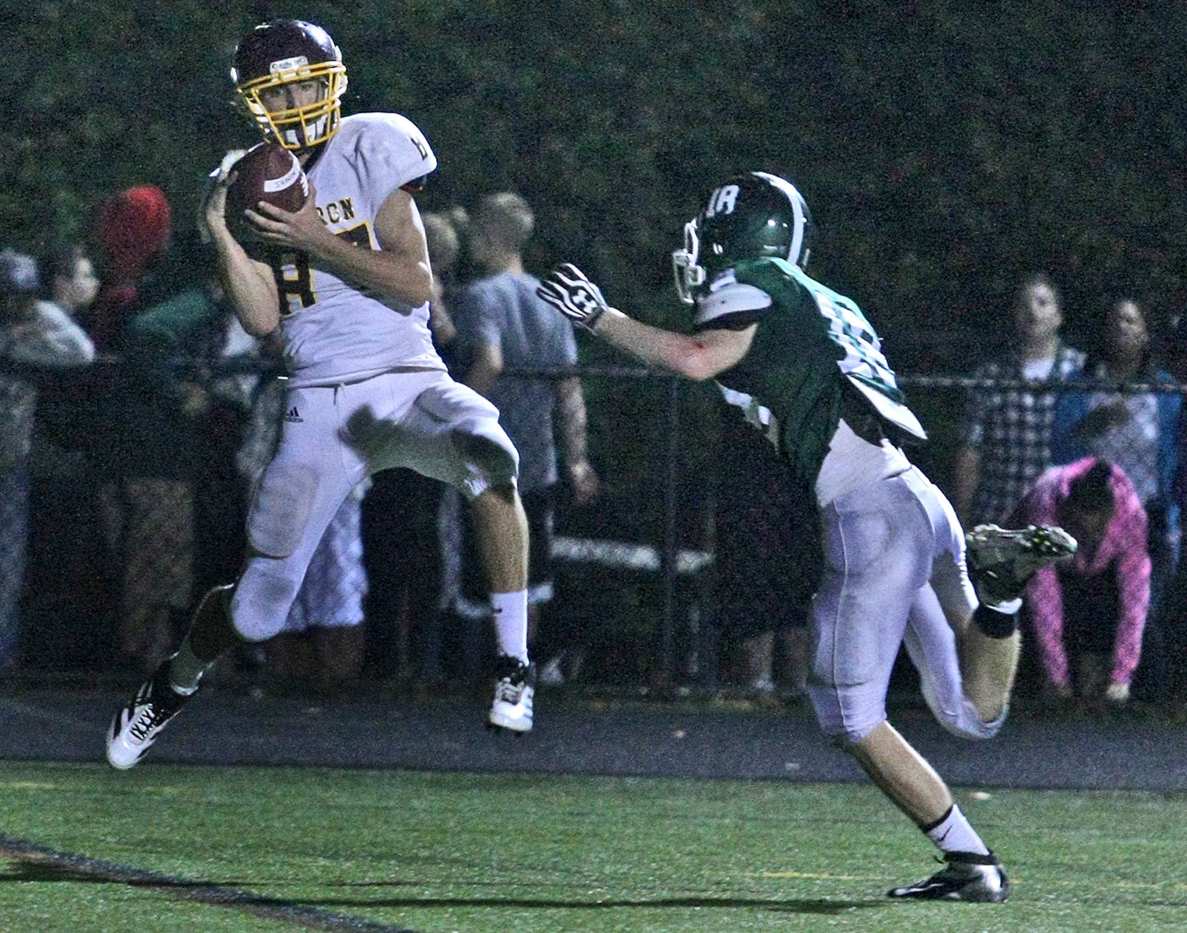 Sharon High football off to first 5-0 start since 1998