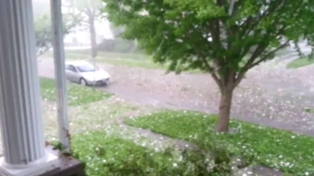 Monster Hail Batters Town, Smashes Windshields