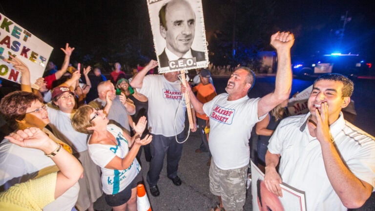 Market Basket Deal: Arthur T. Demoulas to Buy Out Grocery Chain
