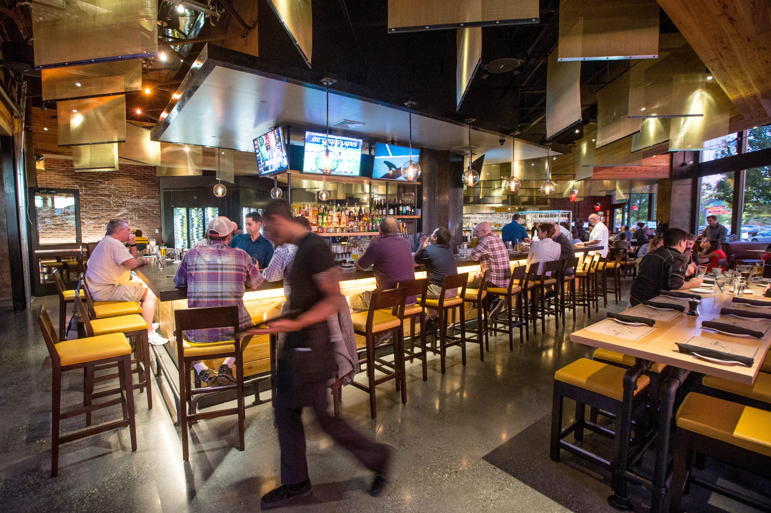 Boston Bars: Please Turn Off the TV