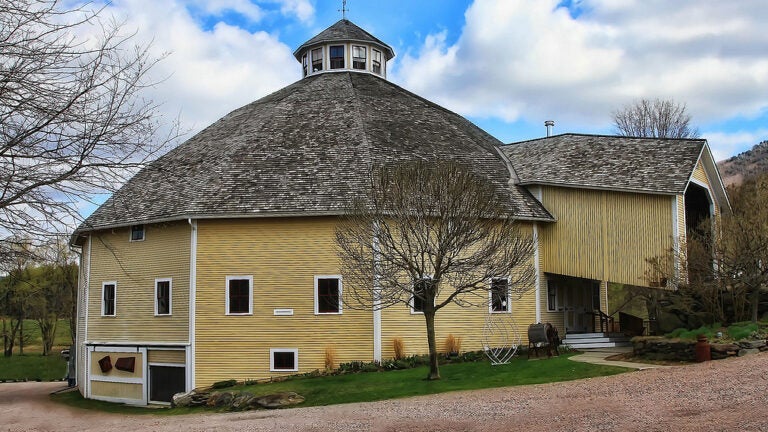 Where Is This Uniquely-Shaped Vermont Barn?