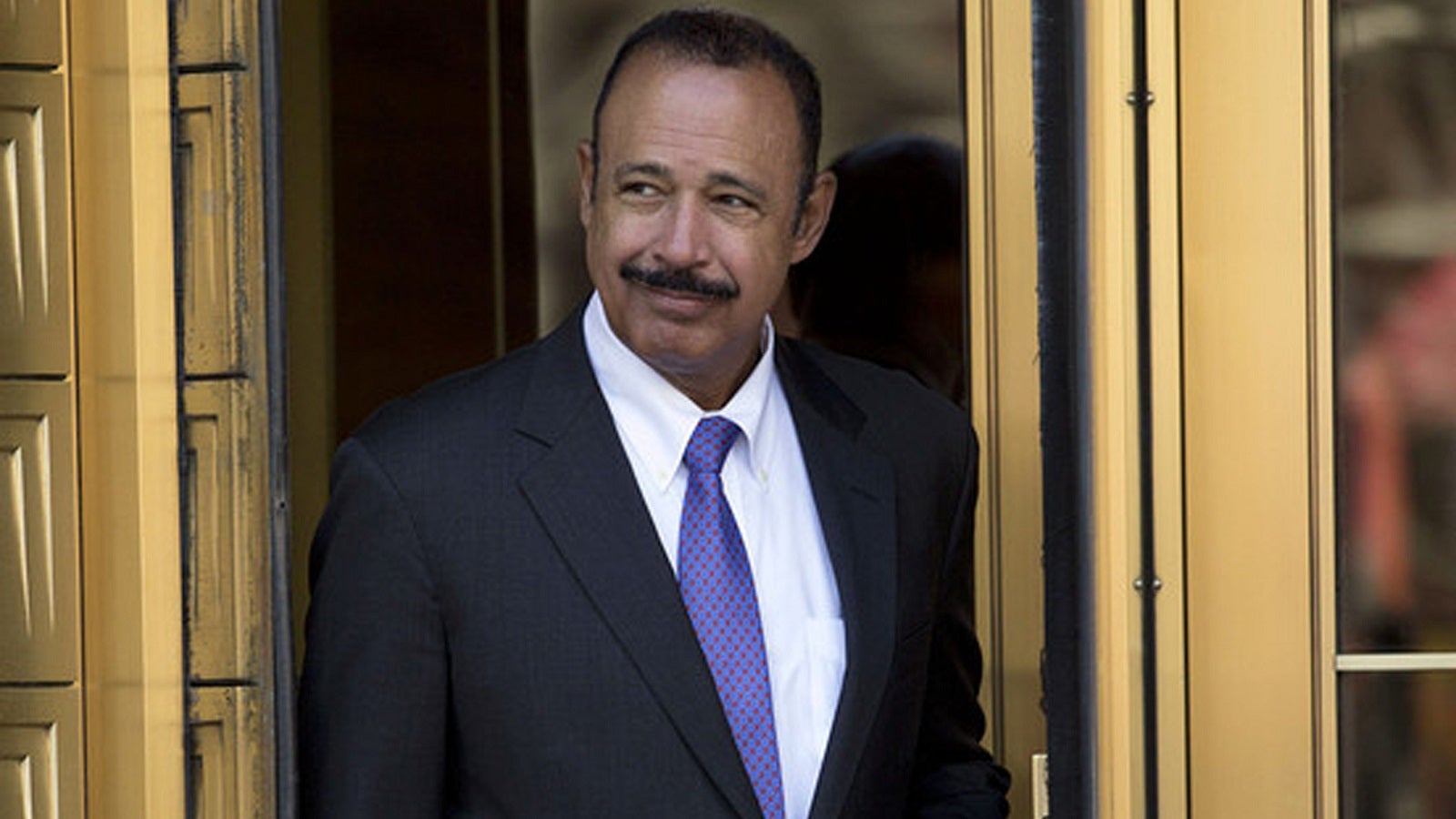 Former Dolphins assistant coach filing defamation suit against Ted Wells