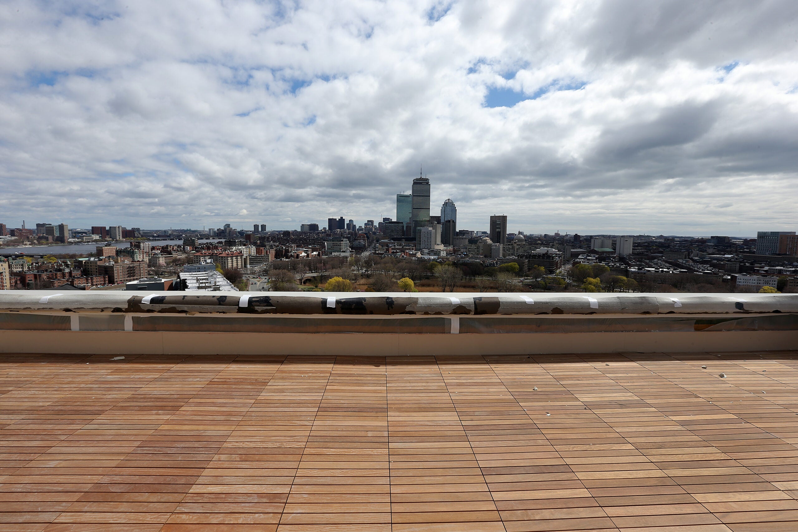 Viridian tower, overlooking Fenway, opens to immediate interest ...