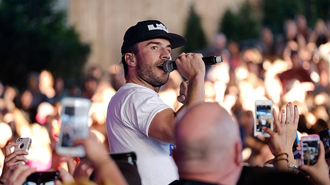Clear Channel launches electronic dance music radio station on former ...