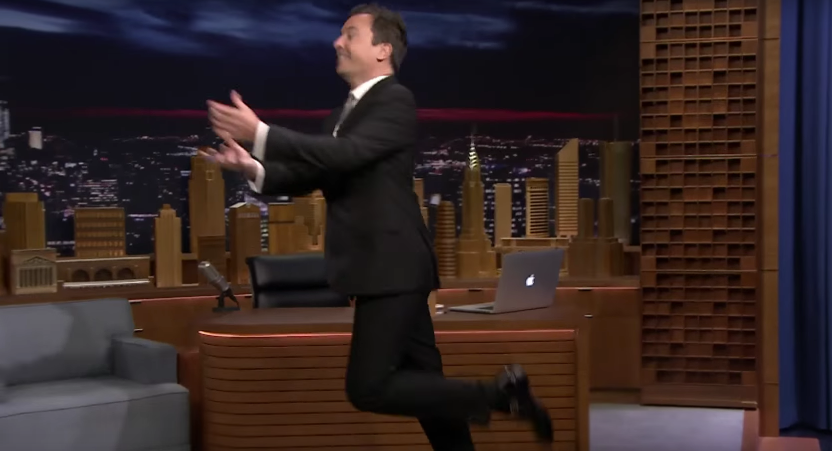 Jack Black and Jimmy Fallon Recreate Extreme’s ‘More Than Words’ Shot ...