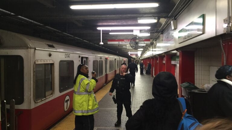 Woman struck, killed by Red Line train at Downtown Crossing