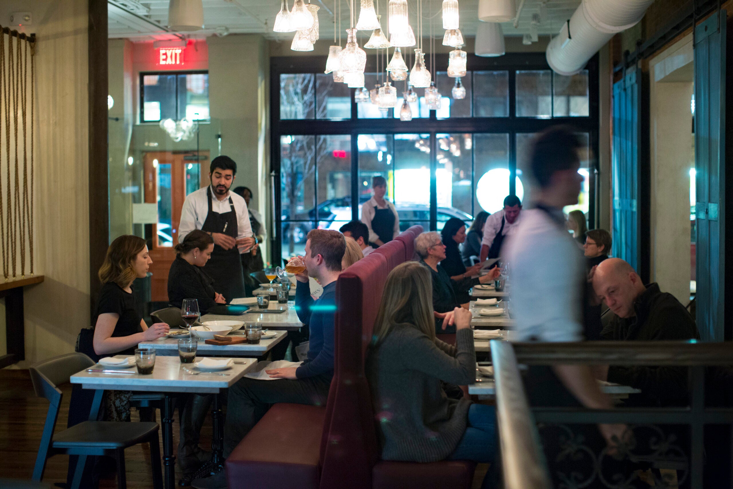 10 perfect date spots to spark a fall romance