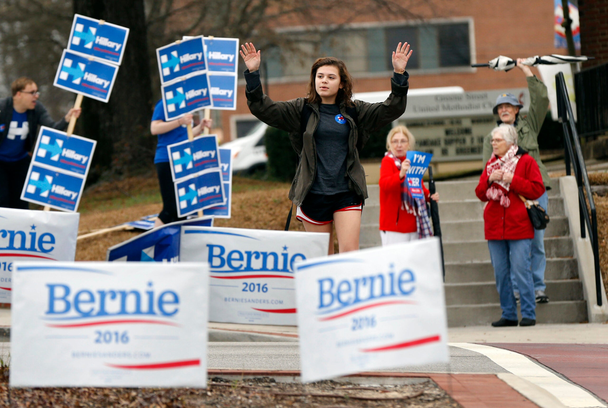 Despite the polls, Massachusetts students for Hillary say they don’t ...