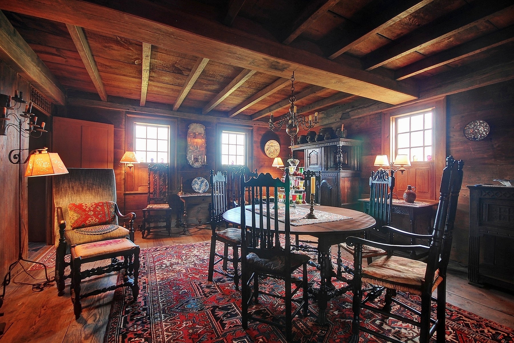 The man behind this restored $1.5 million 1665 saltbox style home ...