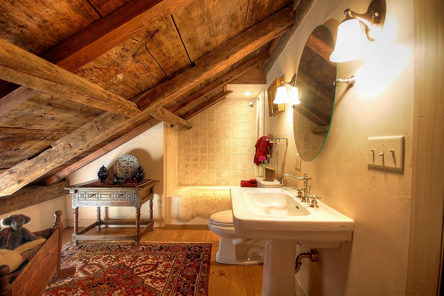 The man behind this restored $1.5 million 1665 saltbox style home ...