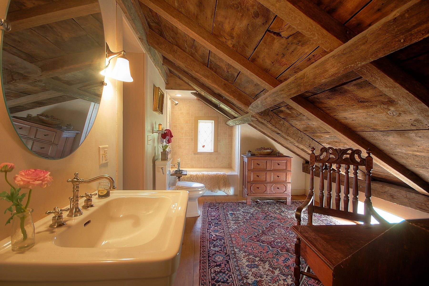 The man behind this restored $1.5 million 1665 saltbox style home ...