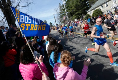 6 great spots where you can watch the Boston Marathon