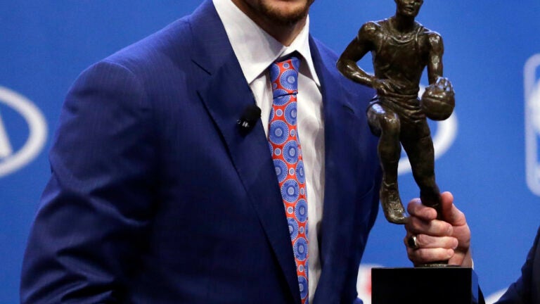 Stephen Curry Is First Unanimous Nba Mvp Takes Honor Again