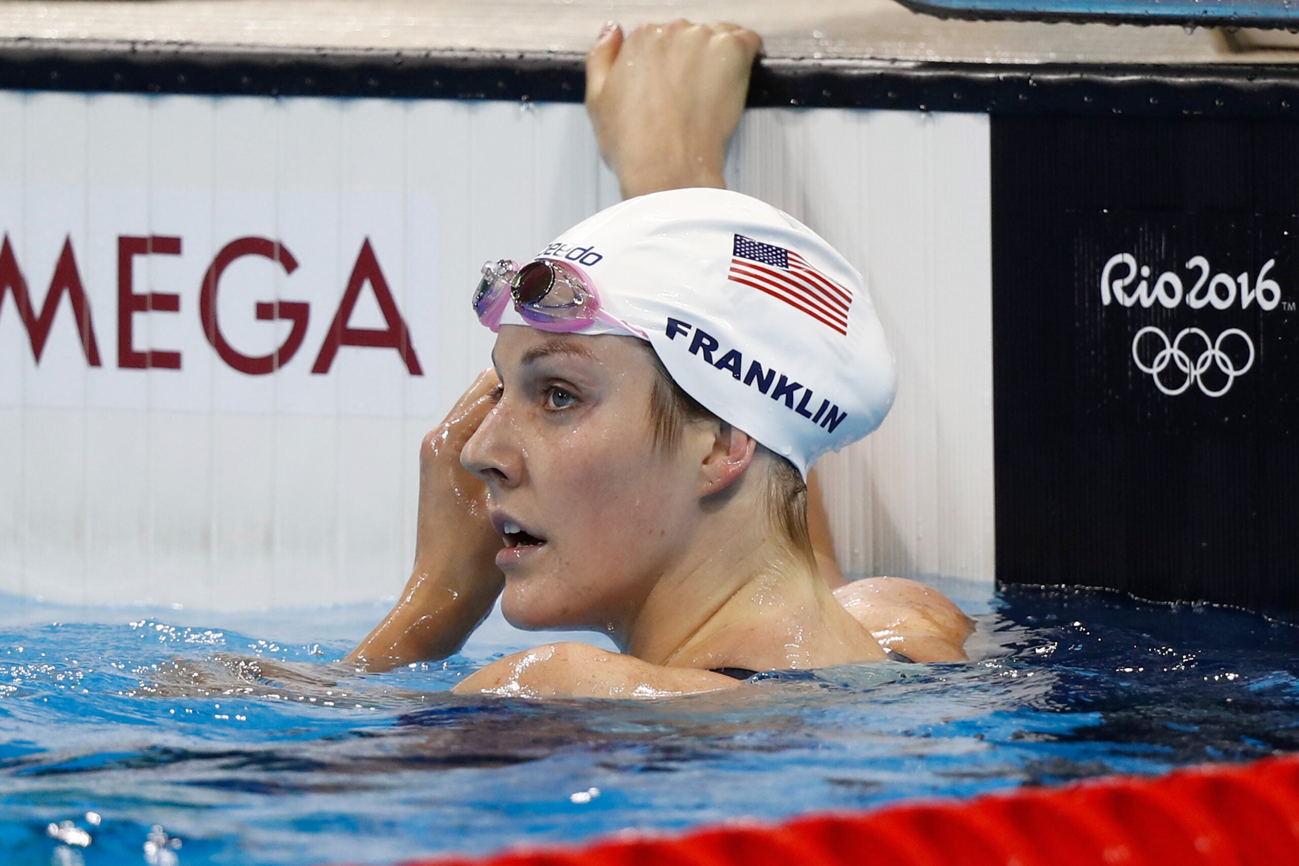 This US swimmer returned home from Rio to a lawn filled with paper hearts