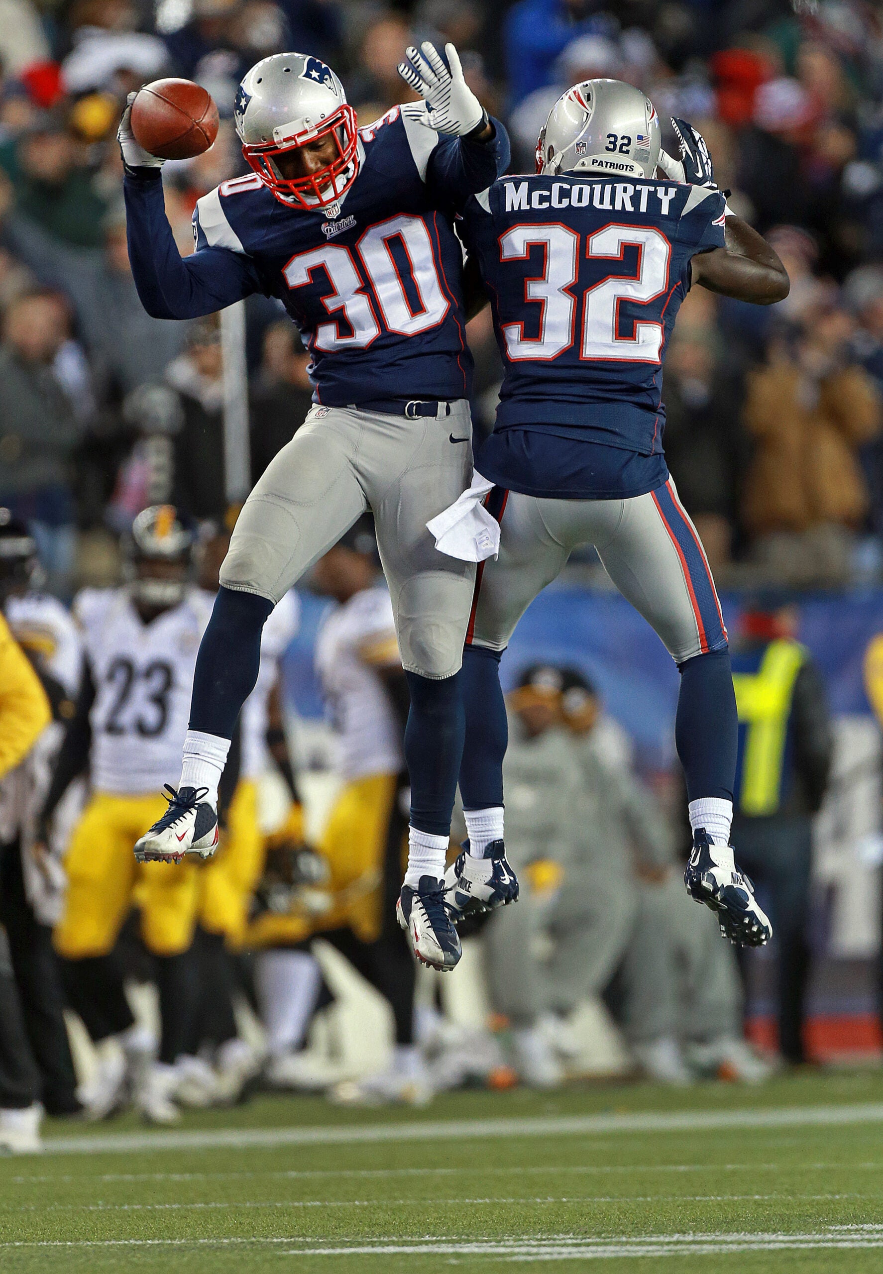 Patriots secondary is 'building a brotherhood' ahead of 2016 season