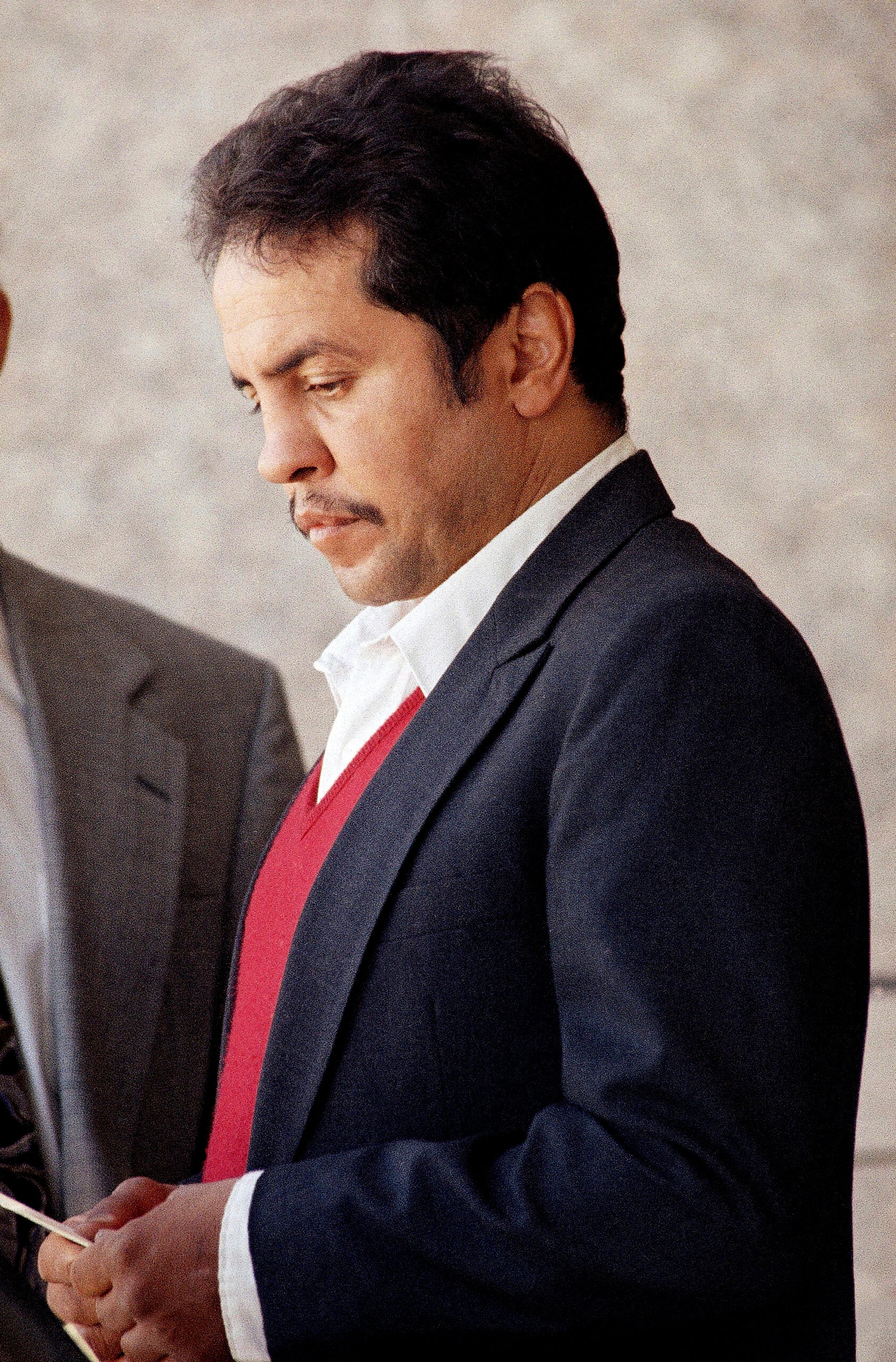 Hall of Fame boxer Bobby Chacon dies at 64