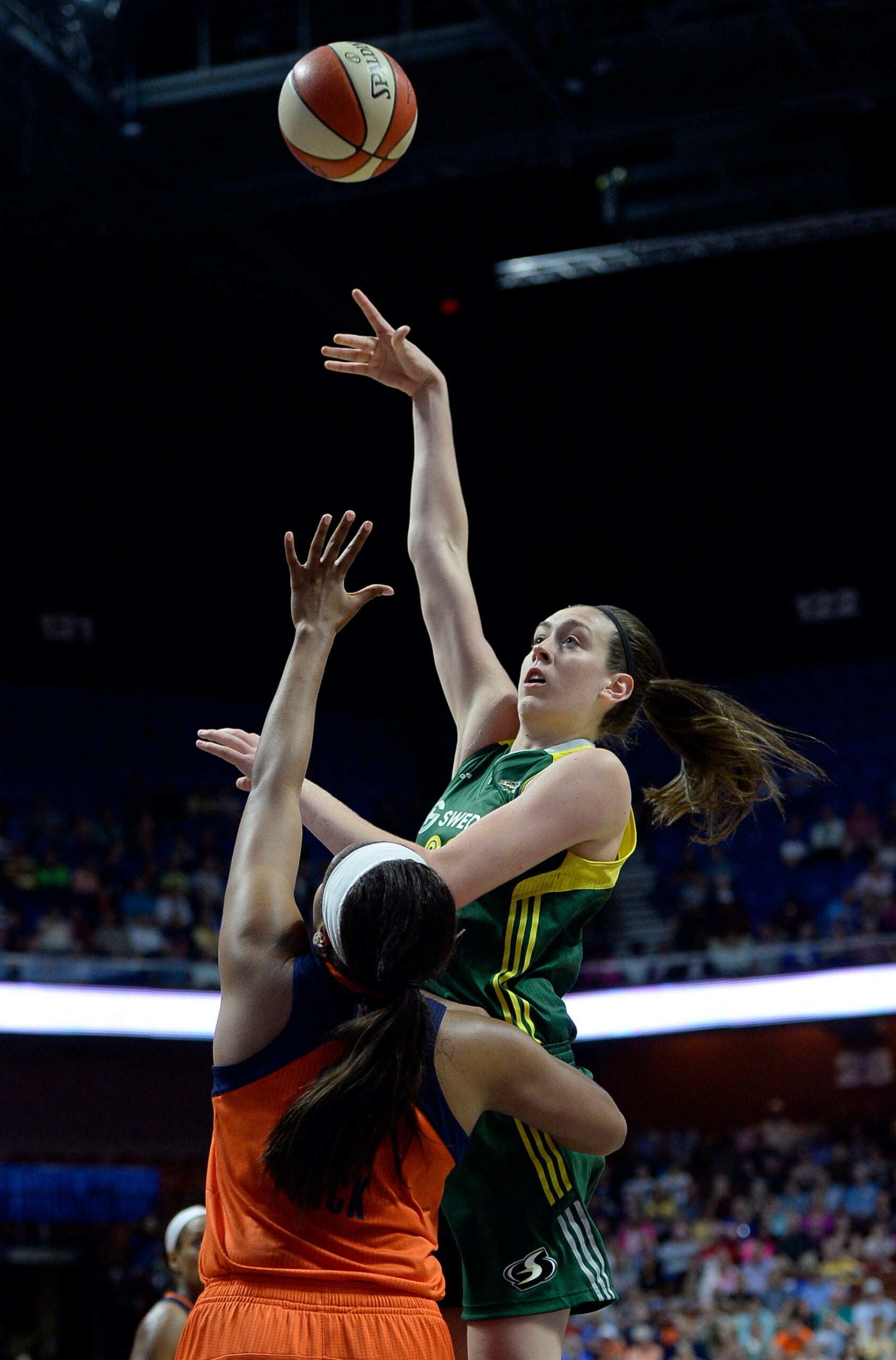 Seattle's Breanna Stewart wins WNBA rookie of the year award