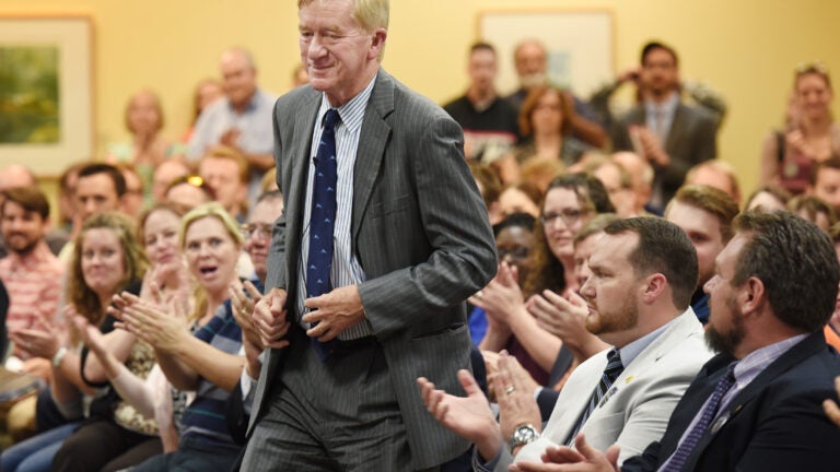 Bill Weld planning election eve rally in Boston's Faneuil Hall