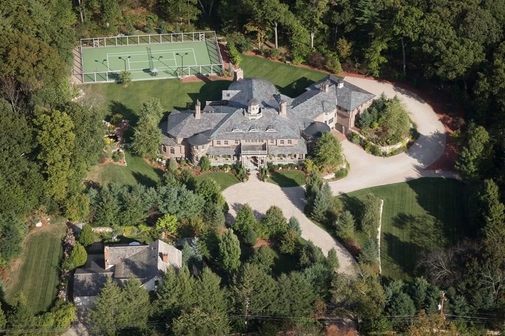 See inside a 20,000-square-foot Colonial manor in Weston that costs ...