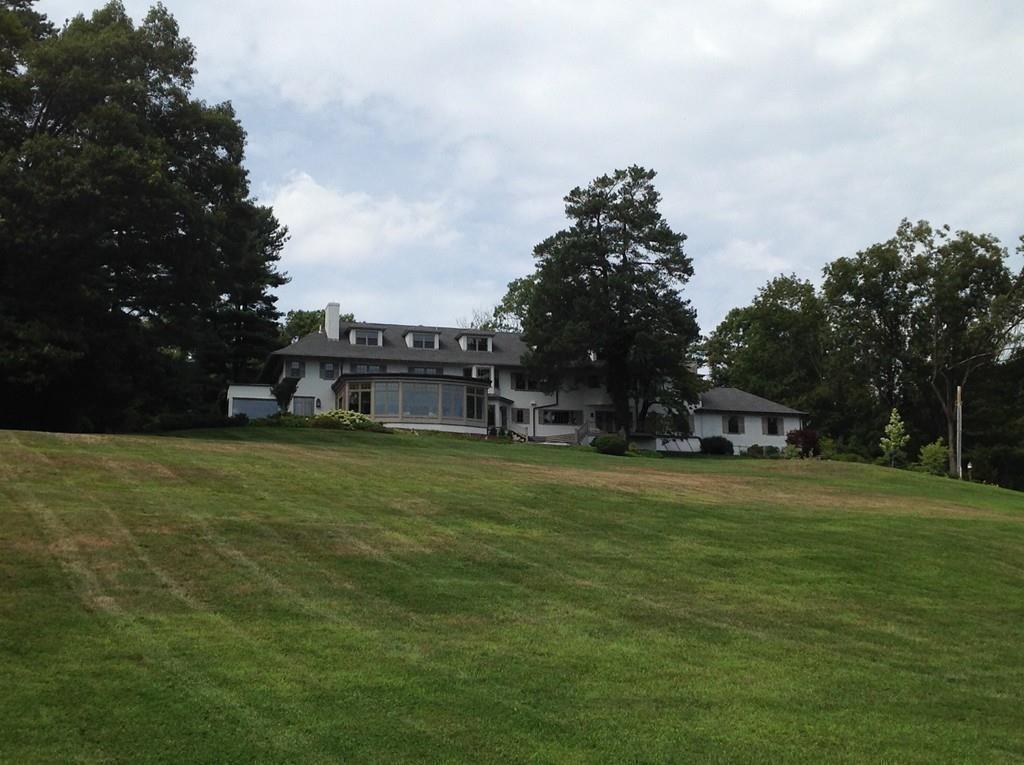Look inside this remodeled country estate in Dover from the early 20th ...