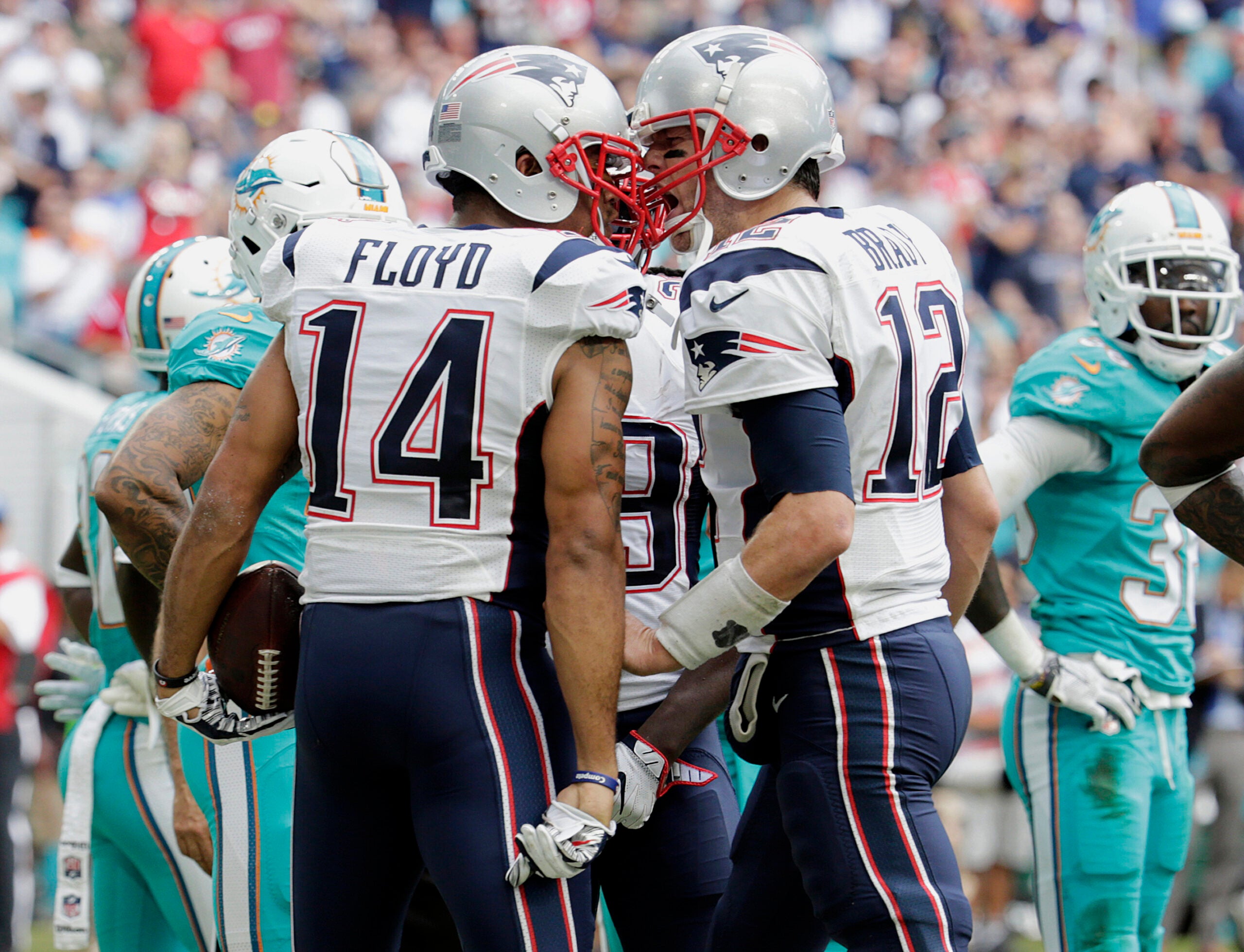 NFL Power Rankings: Patriots finish regular season at No. 1 in AP poll