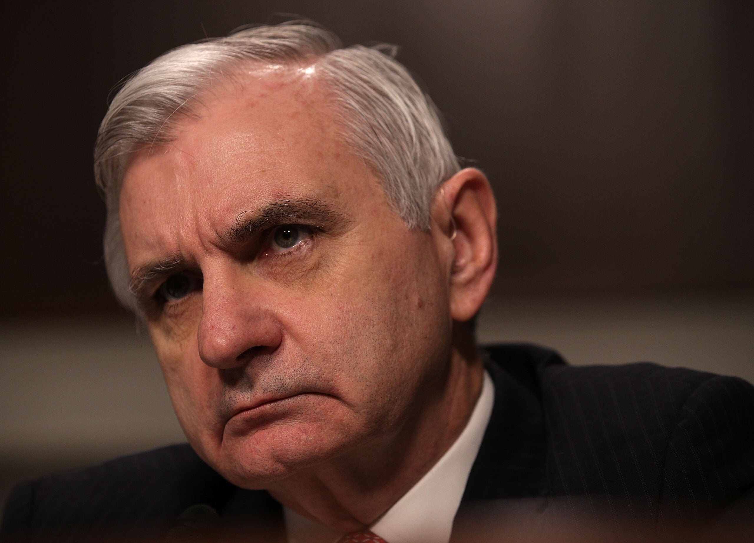 Senator meets with Rhode Island constituents, but tweets, photos barred