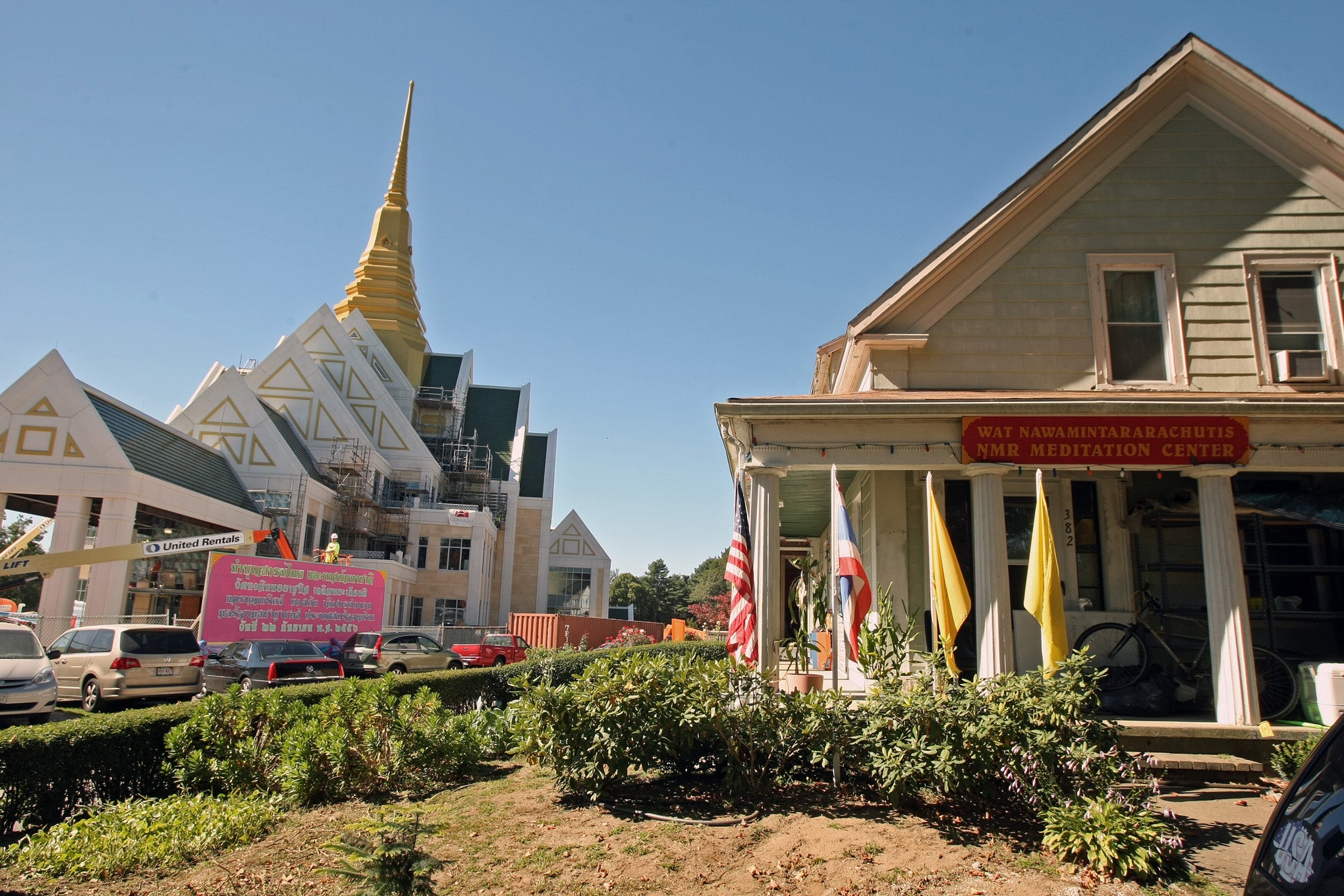 Alleged Washington Navy Yard killer stayed overnight at Buddhist temple ...