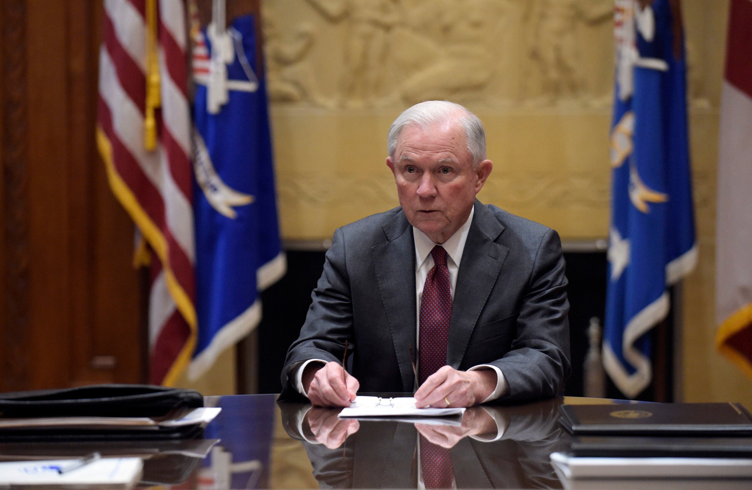 Justice Dept: Sessions spoke with Russian ambassador in 2016