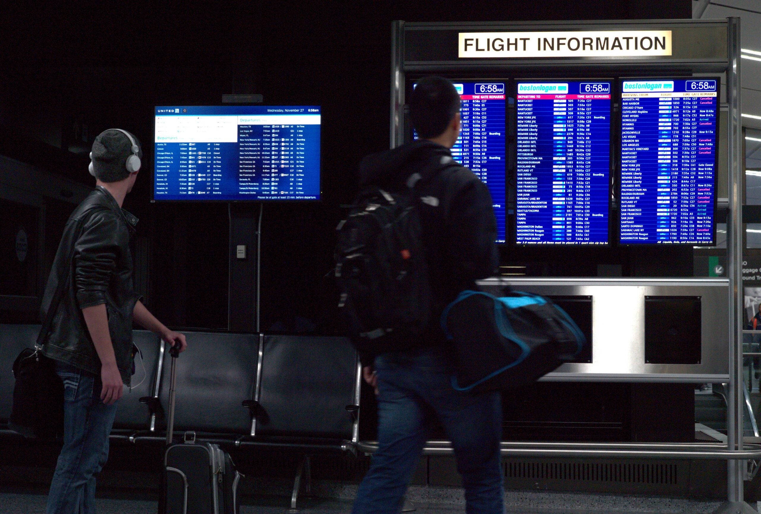 4 things to know about oversold flights